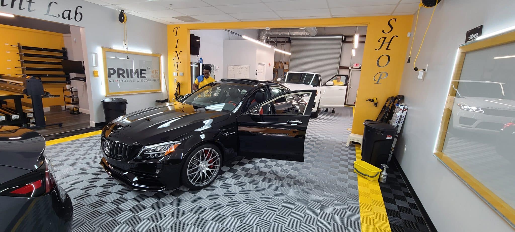 Ceramic Tint vs. Regular Tint - Which Reigns Supreme?